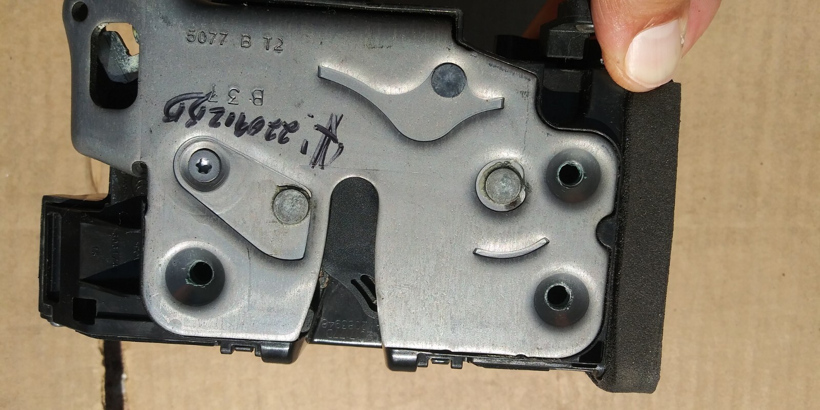 2013-2022 GM Front Driver Side Door Latch 13533684 OEM | eBay