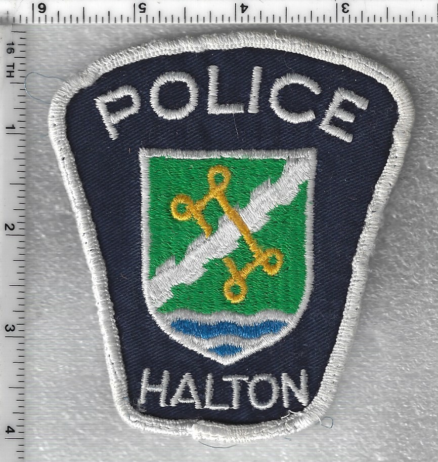 Halton Police (Ontario, Canada) 2nd Issue Uniform Take-Off Shoulder ...