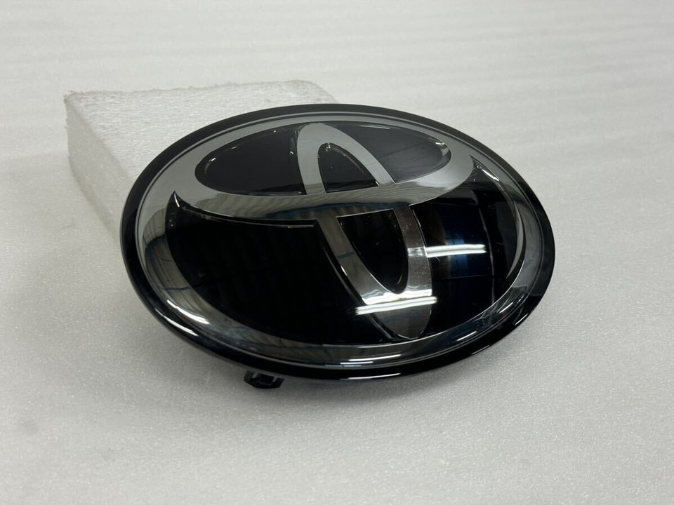 Toyota Tacoma Tundra 150Prado Pre-collision radar Emblem 90975-02159 ...