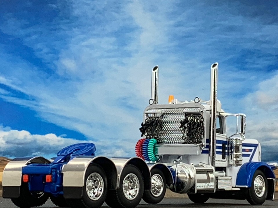1/64 DCP WHITE/BLUE PETERBILT 389 HEAVY HAUL DAY CAB | eBay