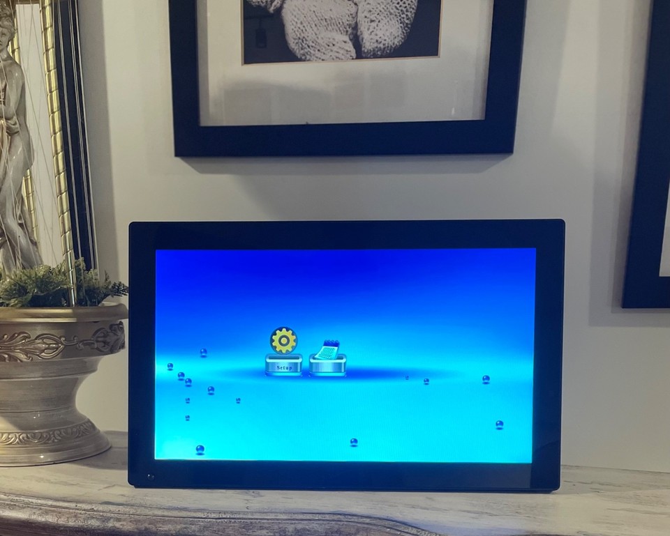 Nix 18.5 Inch Digital Photo Frame X18B 16gb photo/video, wall mount or ...
