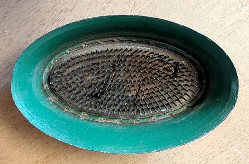 Vintage 5" Green Metal Oval Dish w/ Pronged Flower Frog Insert - holds ...