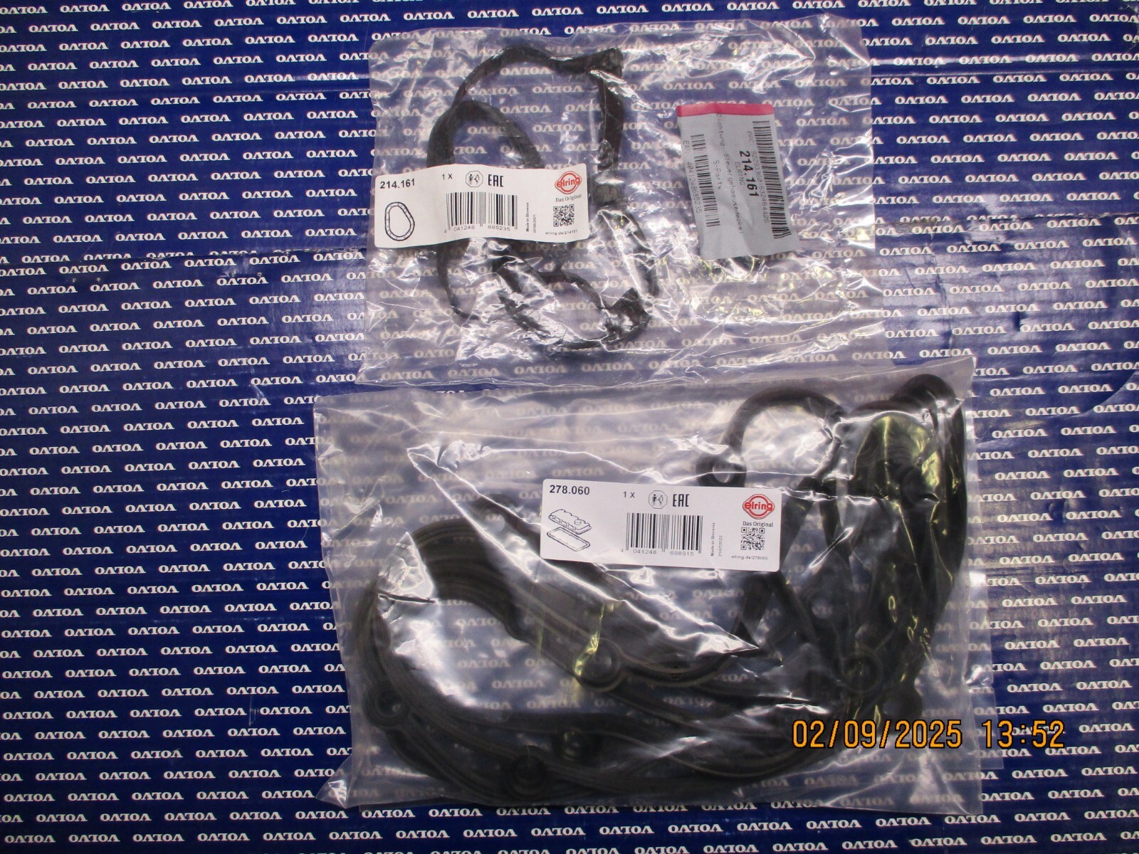 Volvo D13 valve cover gaskets 22777560 and 21383310 made in Germany | eBay