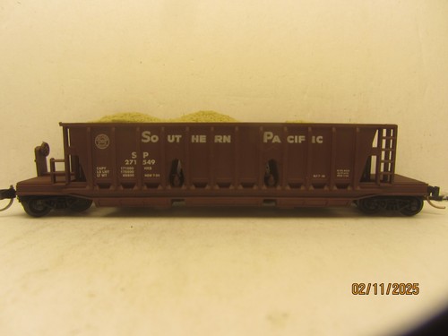 N SP LONGIT HOPPER WITH LOAD CON-COR MICROTRAINS COUPLERS SOUTHERN ...