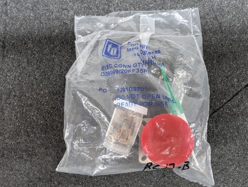 New, Deutsch, D38999/20FF35PN, Circular MIL Spec Connector DTS 66C 66 ...