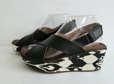 Clarks Collection Black White Open Toe Soft Size 7 Cushion Cork Wedge ...