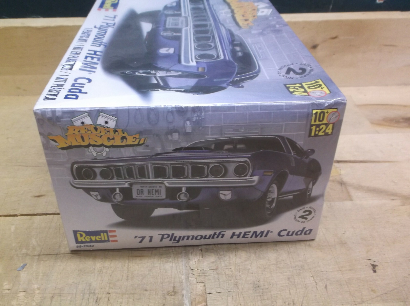 Revell 1971 Plymouth HEMI Cuda 85-2943 1/24 Model Car Kit | eBay