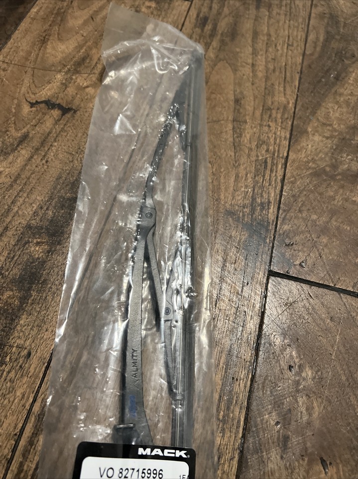 Mack Truck Wiper Blade 82715996 | eBay