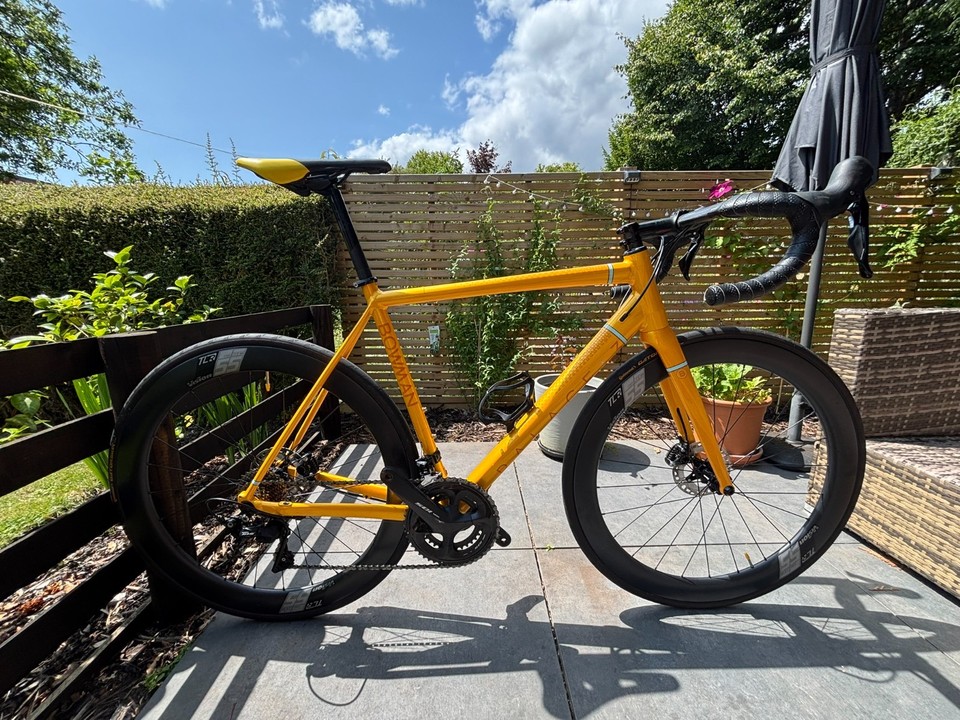 Bowman Palace 3 56cm Road Bike with Vision Carbon Wheels Shimano 105 ...