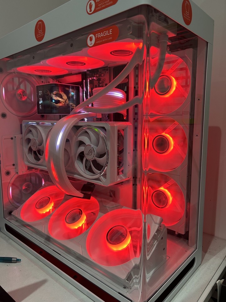 WHITE ASTRAL 5090 | Ryzen 9 9950X3D | TRYX PANORAMA| 32GB DDR5 – ULTRA ...