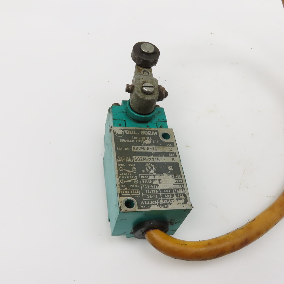 Allen Bradley 802M-AY16 600V Rocker Roller Arm Limit Switch | eBay