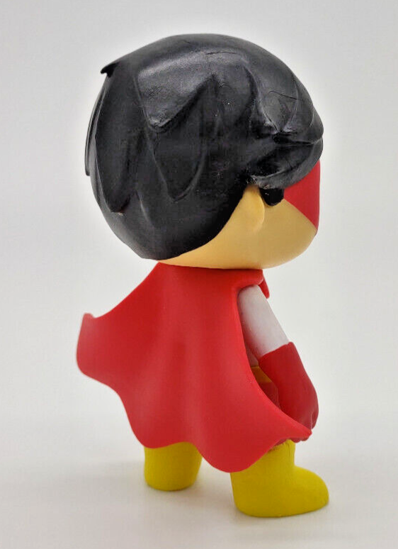 Special Delivery Ryan's World ~SUPERHERO RYAN~ 10cm collectable vinyl ...