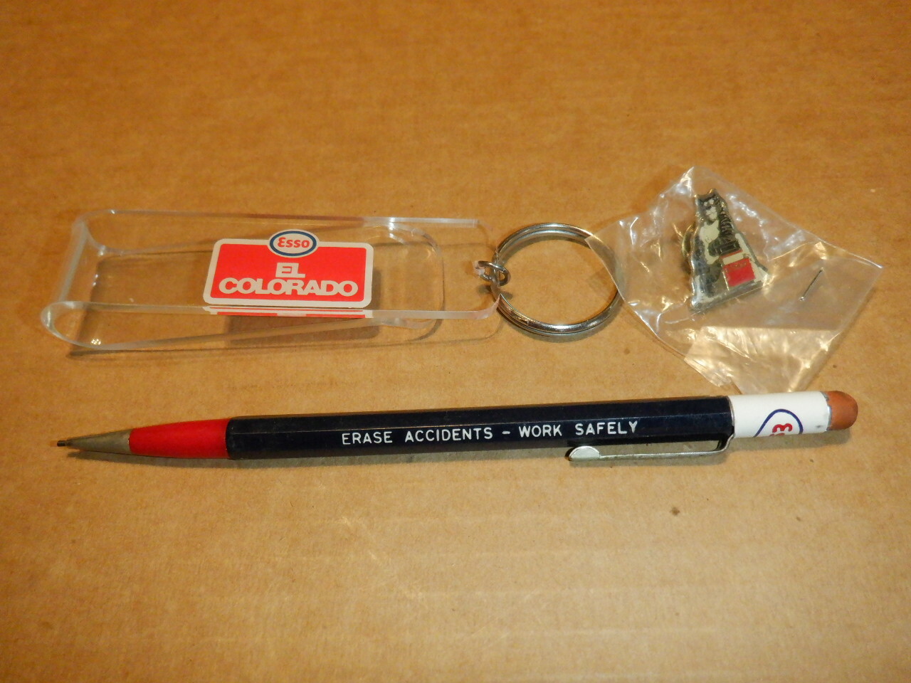 ESSO KEY CHAIN~PIN~MECH PENCIL MINI LOT OIL COMPANY GASOLINE EXXON ...