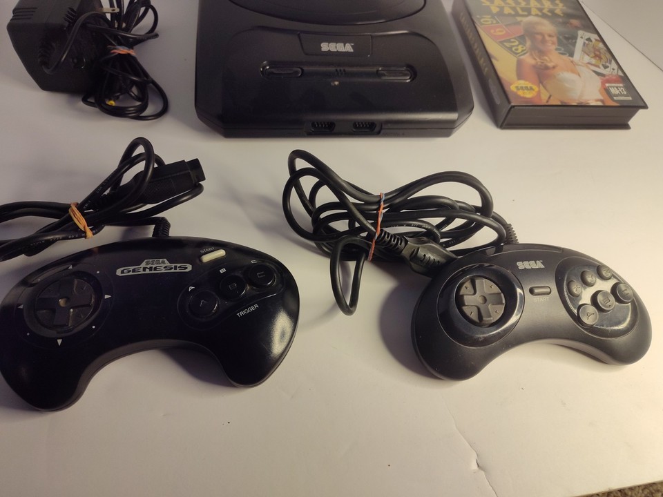 Sega Genesis 1631 Model Generation 2 Console Bundle With 2 Controllers ...