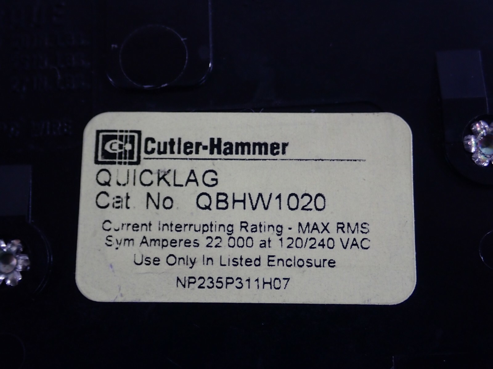 QBHW1020 Cutler Hammer 1P 20A 120/240V Bolt On 22kA Circuit Breaker Lot ...