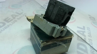 Telemecanique ZB2BZ102 Mounting Base Contact Block 1 NC - New In Box | eBay