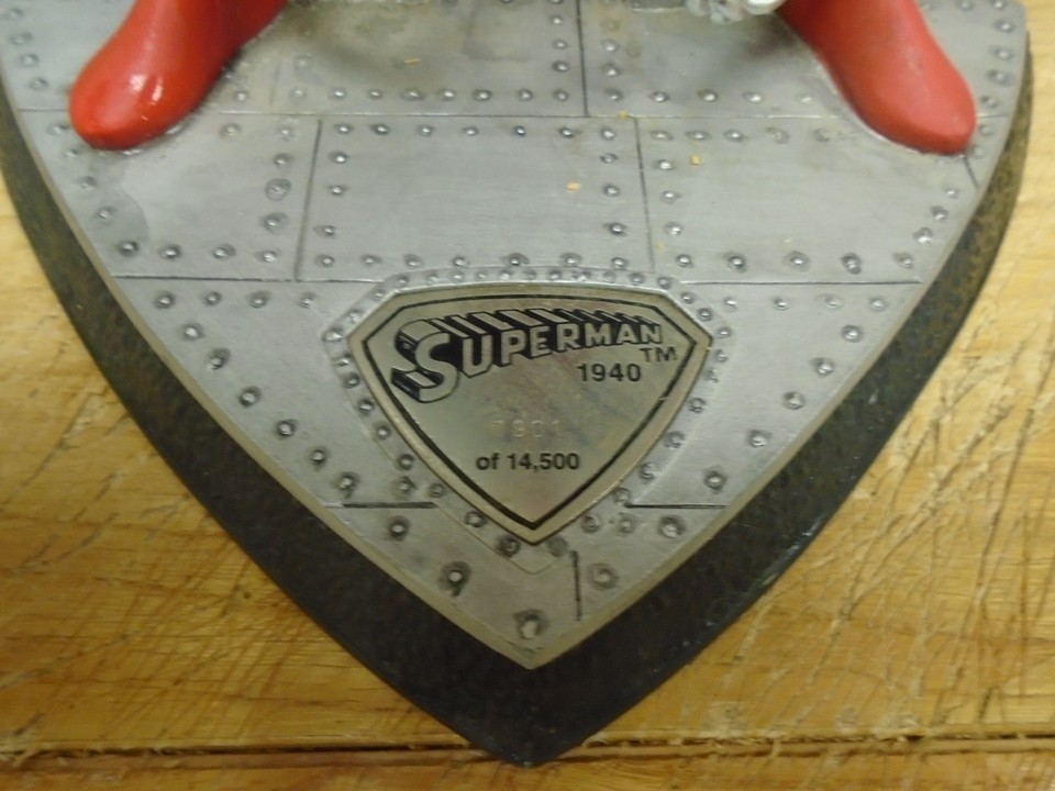 Golden Age 1940 Superman HALLMARK Statue 1996 DC Superheroes Man Of ...