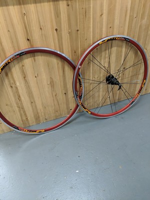 Wheels & Wheelsets - Rolf Vector - Nelo's Cycles