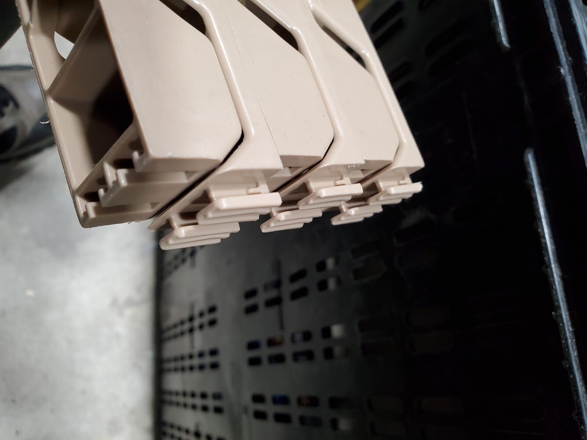 Suntuf Horizontal Closure Strips Palruf 24 In. Universal Vertical