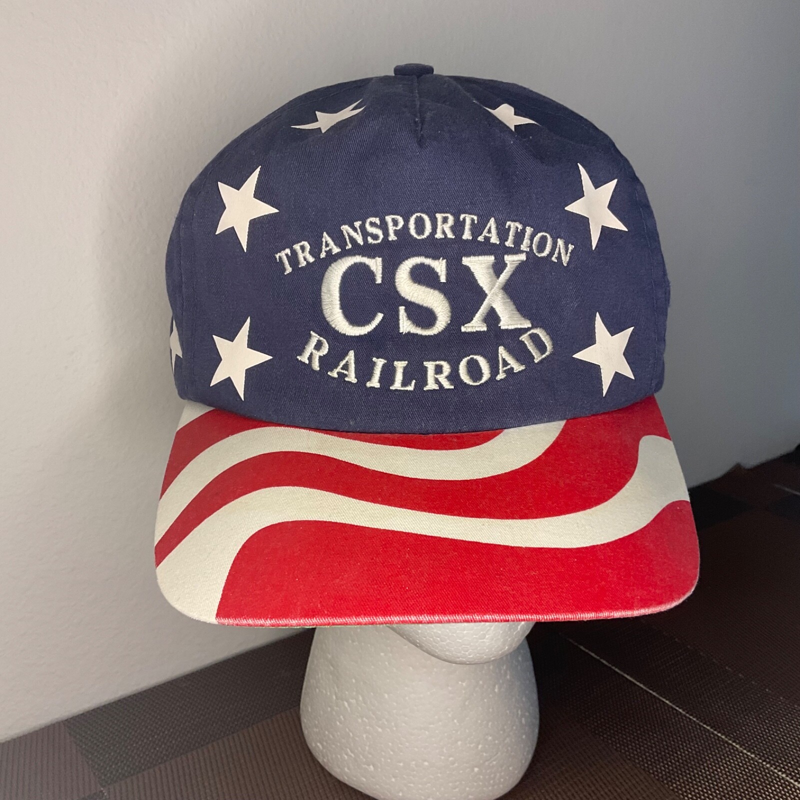 VINTAGE CSX TRANSPORTATION RAILROAD CROSSING SNAPBACK… - Gem