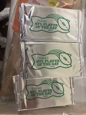 2019 PANINI NFL PLAYER OF THE DAY SEALED LOT OF 3 THIN PACKS Mahomes ...