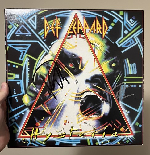 PHIL COLLEEN & JOE ELLIOTT DEF LEPPARD SIGNED AUTOGRAPHED HYSTERIA ...