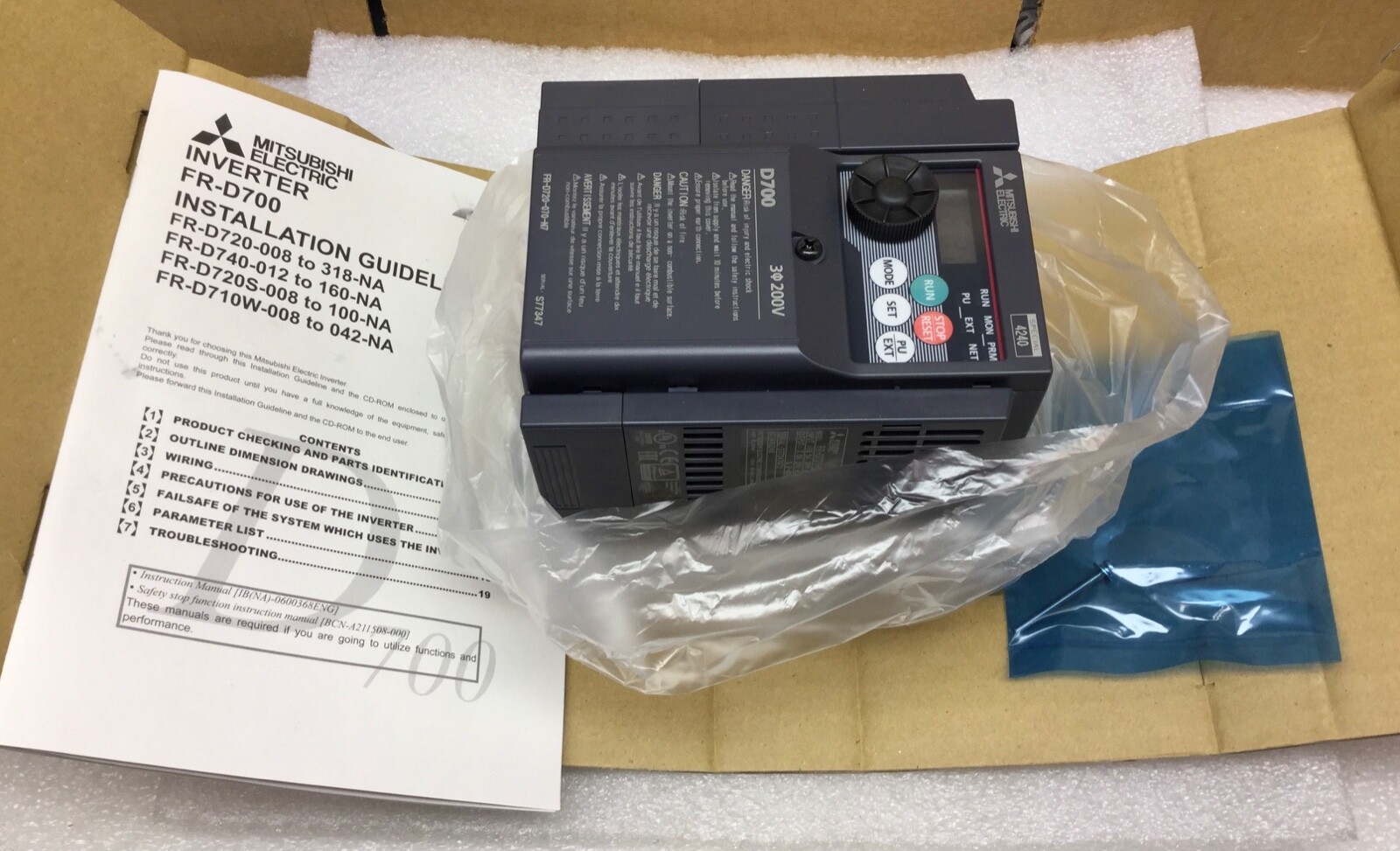 MITSUBISHI FR-D720-070-N7 VFD/INVERTER 2HP 7A 3 PHASE 240VAC NEW IN BOX ...