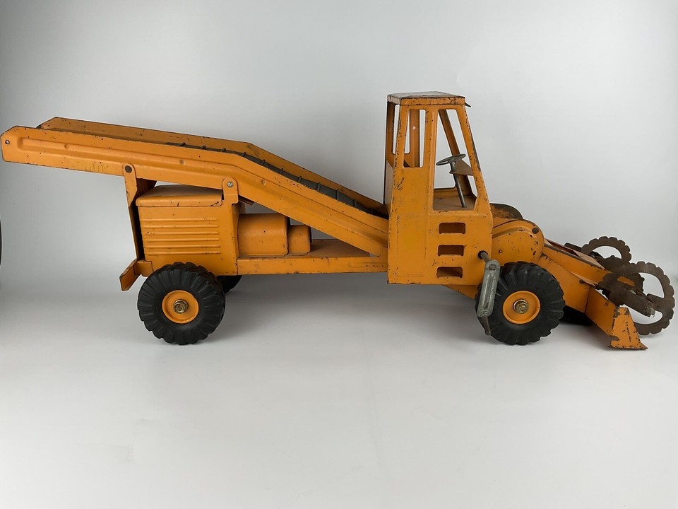 Vintage Nylint 1800 Pressed Steel Adams Travel Loader Construction ...