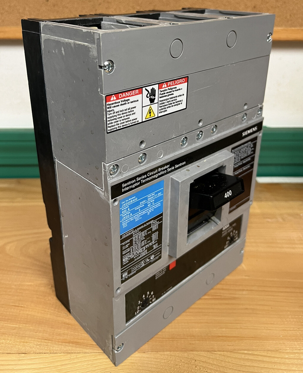 JXD22B400 Siemens 400 Amp 240V 2 Pole Sentron Series Bolt On Circuit ...