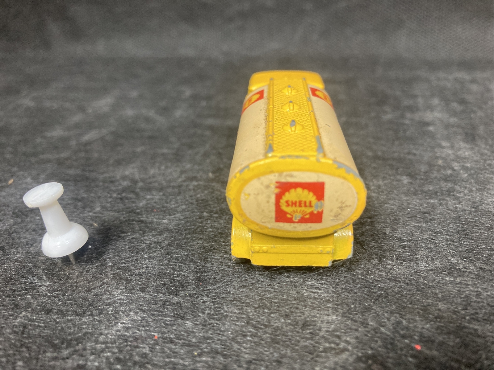 HUSKY YELLOW SHELL GUY WARRIOR TANKER | eBay