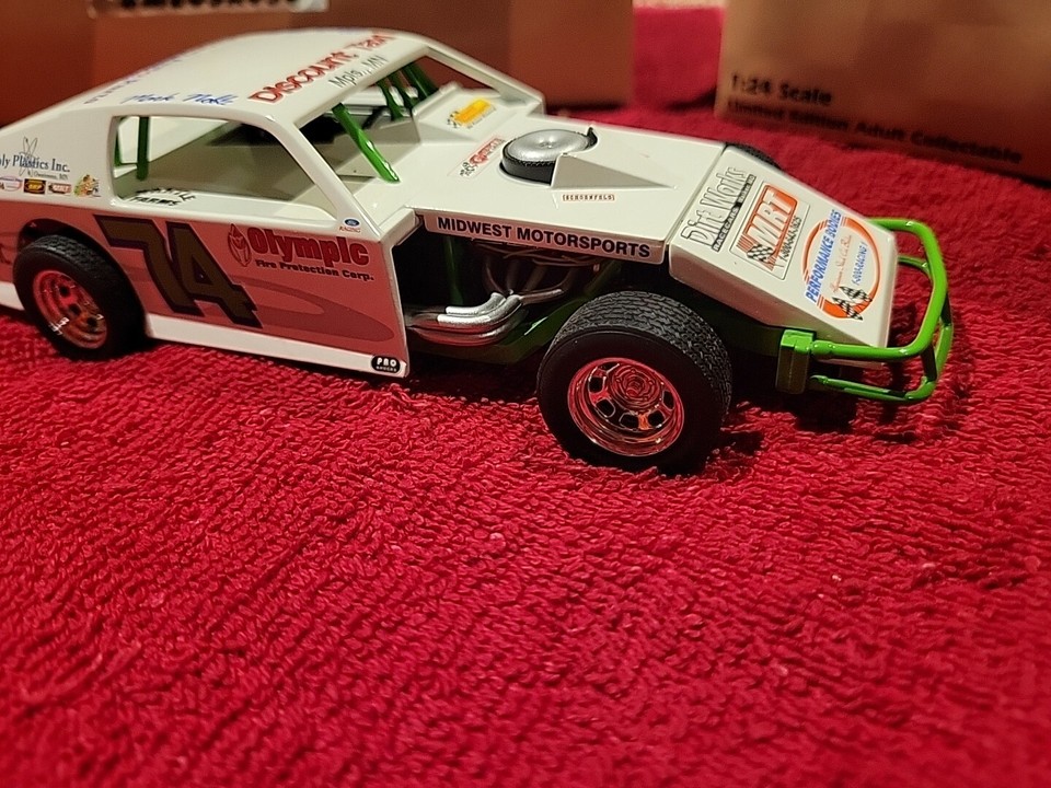NOS Mark Noble Modified Dirt Racing Diecast Car 1:24 Autographed RARE ...