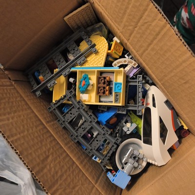 Legos Lot Of 4lb Random Pieces And Items | eBay