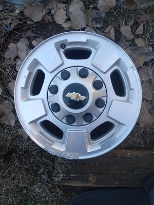 11-19 Chevy 8 Lug Oem 17x7.5 Silver Aluminum Wheel With Cap | eBay