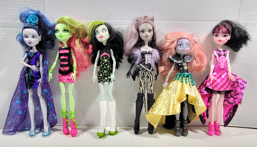 6 Monster High Dolls Clawdeen Wolf, Sarah Screamer, Venus McFly, Elle ...
