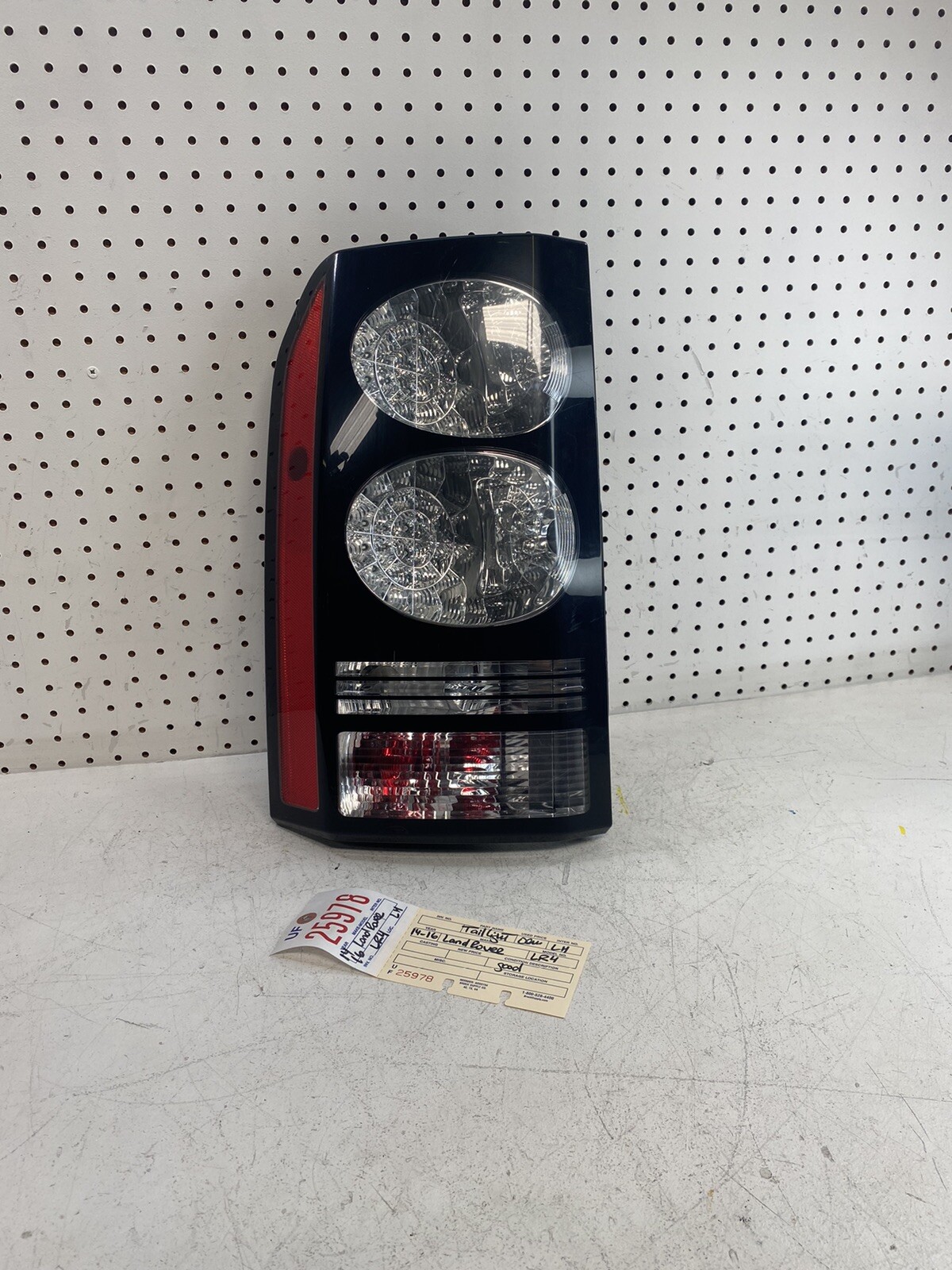 2014 2015 2016 LAND ROVER LR4 LEFT SIDE TAIL LIGHT OEM | eBay
