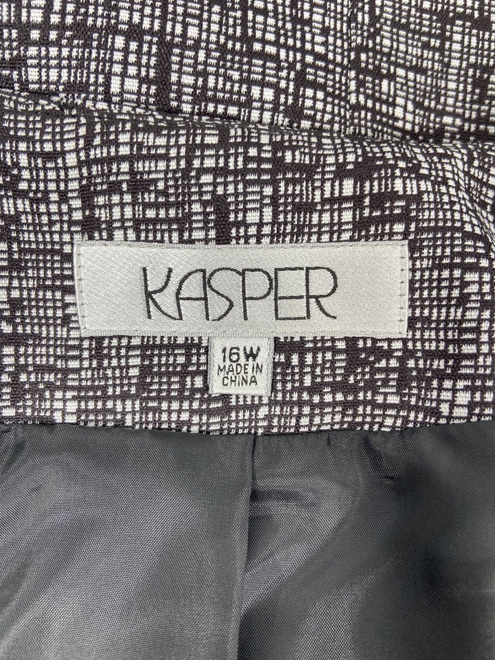 Kasper 2PC Pant Suit Women’s Blazer Size 16W Pants Size 16 Black Ivory ...
