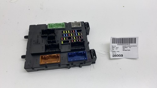 2015-2018 Ford C-Max Body Control Module Fuse Box Relay BCM GV6T-14A073 ...