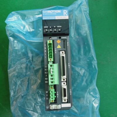 1pcs New In Box SANYO DENKI RS1A03AA Servo Drive | eBay