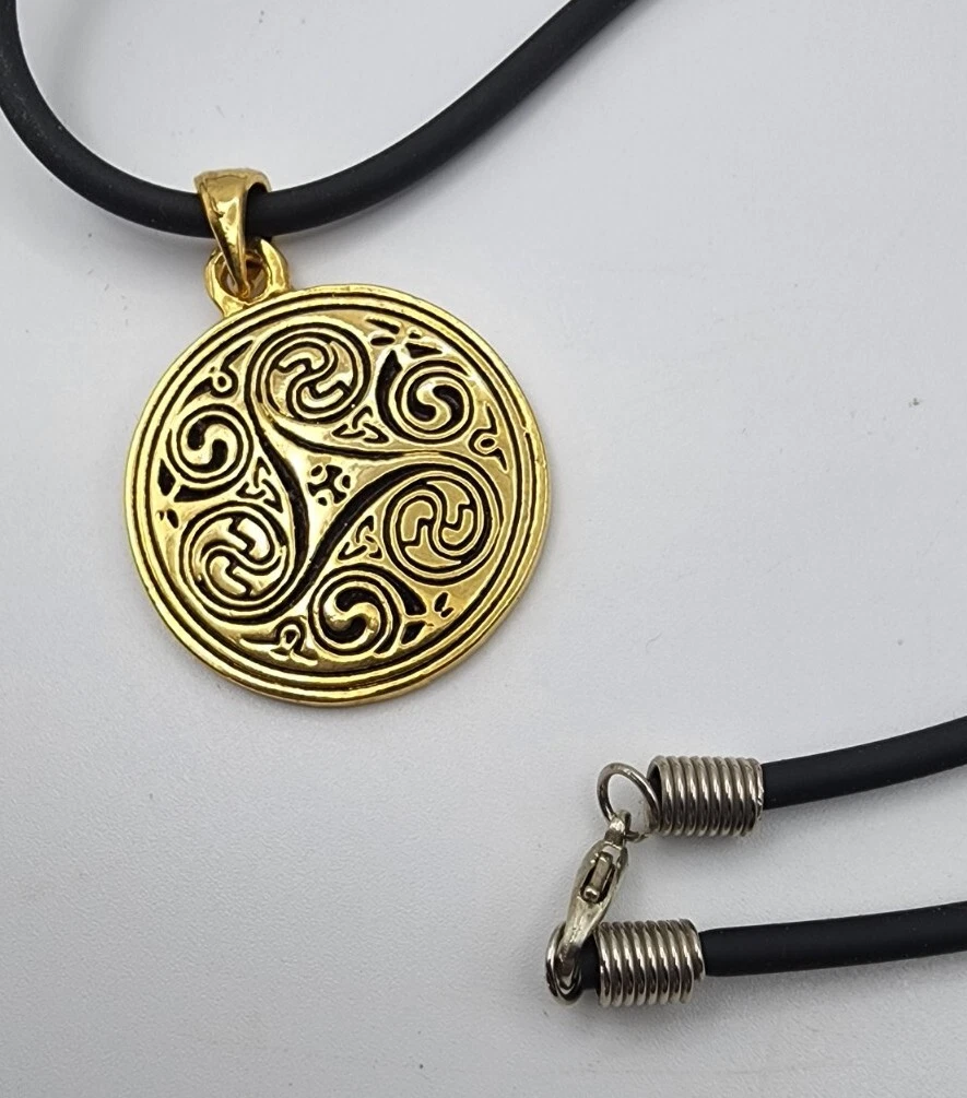 Triskelion Merlin