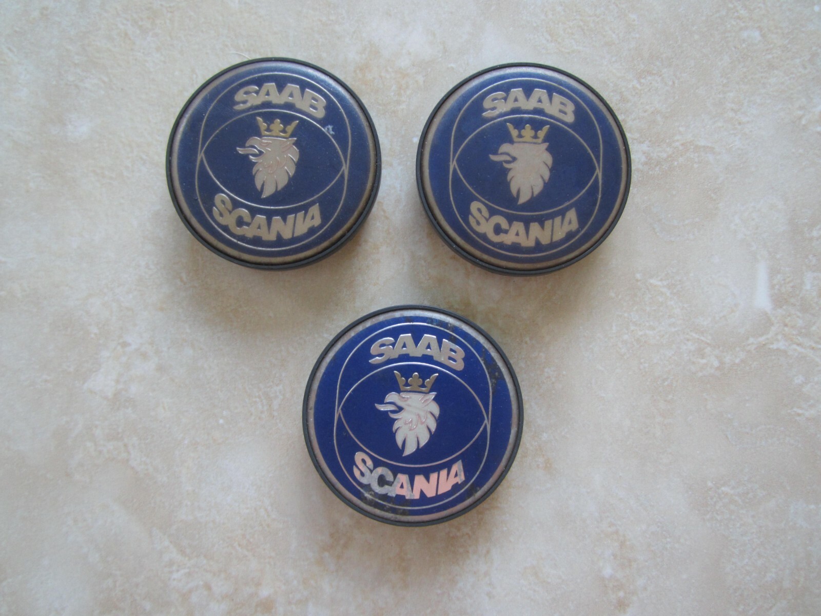 GENUINE ORIGINAL OEM SET of 3 SAAB SCANIA BLUE Center WHEEL HUB Caps ...