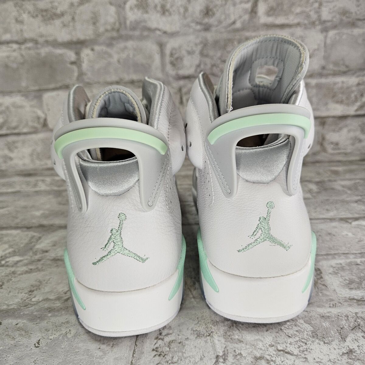 Nike Air Jordan 6 Retro Mint Foam White Gray DQ4914-103 Nike Air Jordan 6 Retro Mint Foam White Gray DQ4914-103