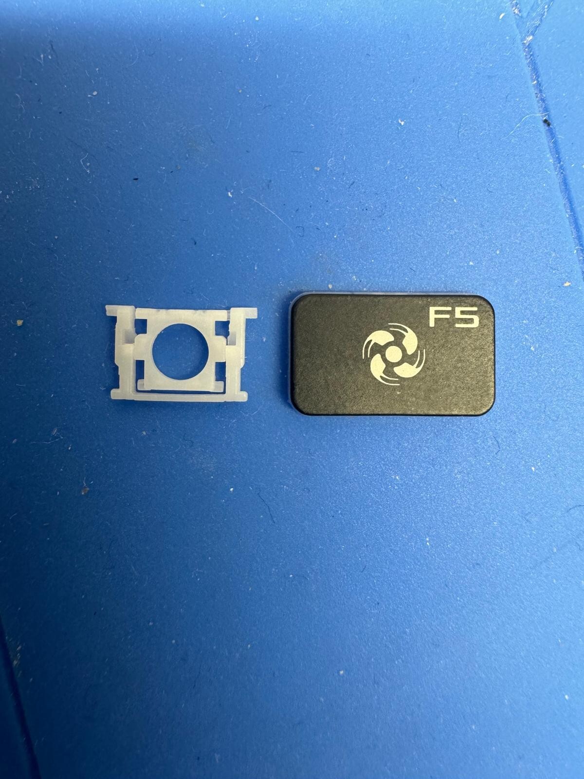 Asus TUF Gaming F17 FX706H FX706HC BACKLIT UK Keyboard - 1 Key + Hinges ...