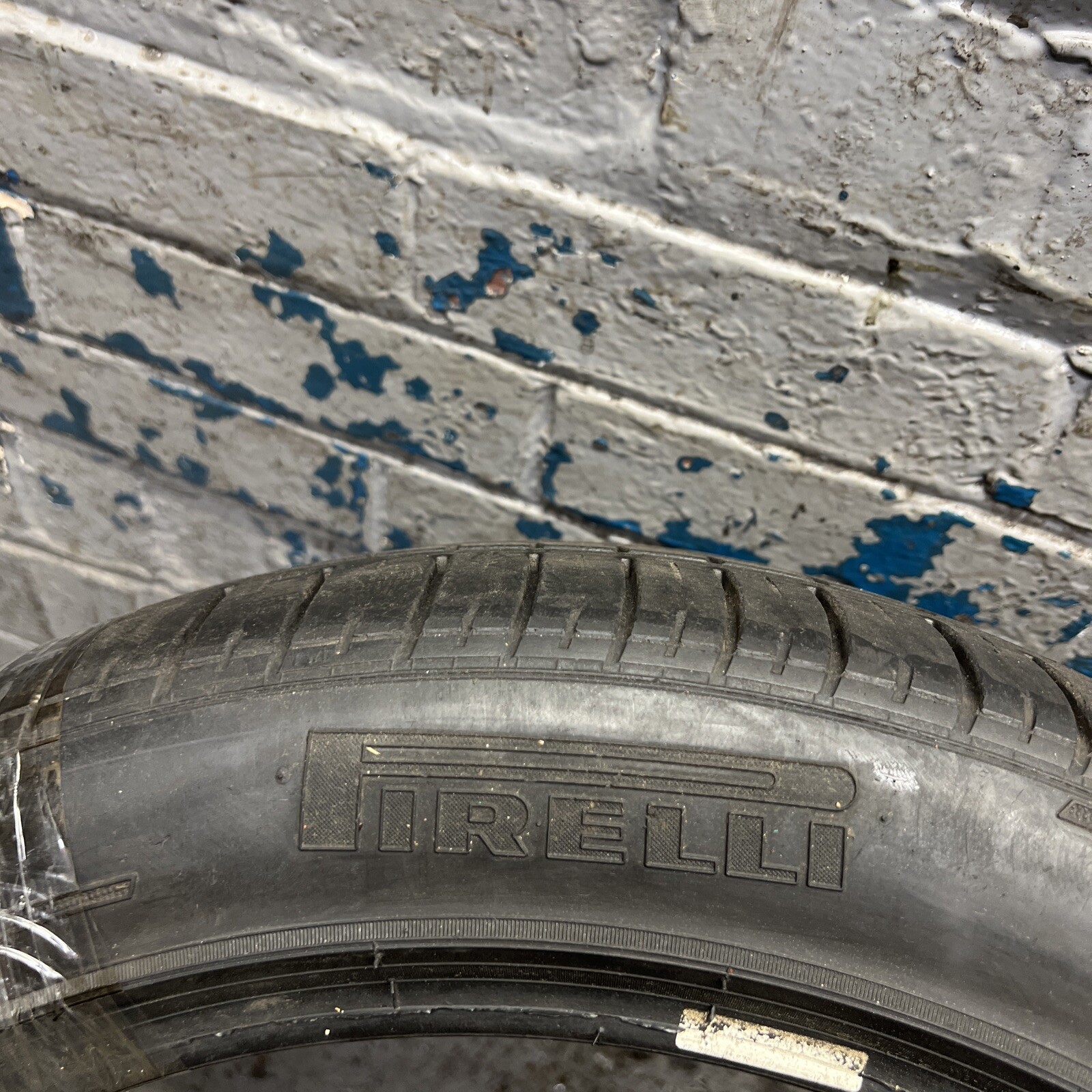 295 40 R20 110Y PIRELLI PZERO ROSSO Tread 6.1mm(C3369) Pressure’s ...