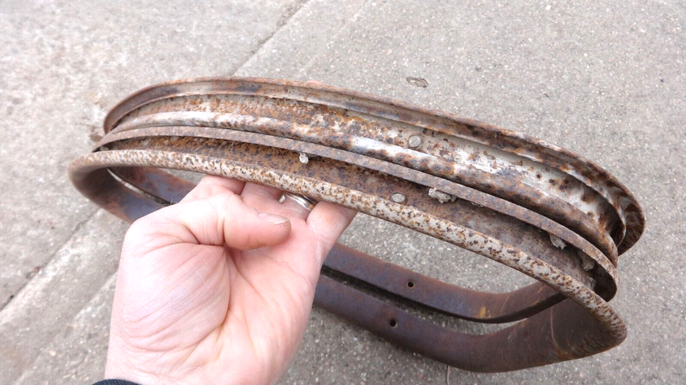1937-1940 Ford Coupe Quarter Window Garnish Molding | Genuine OEM ...