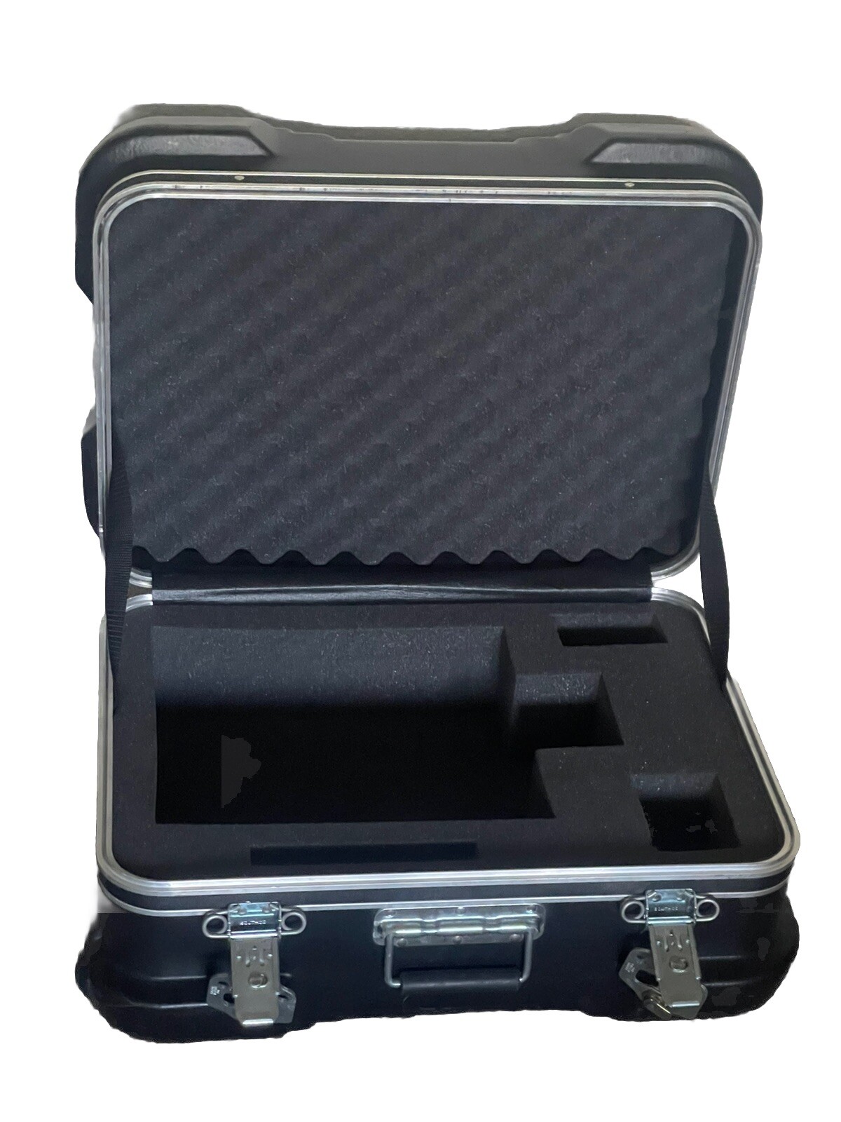 BOXLIGHT CORPORATION ABS Flightcase Wheels & Handle -Projectors/Music ...