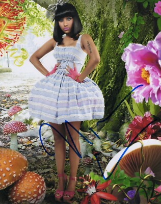 Nicki Minaj- Signed Photograph | eBay