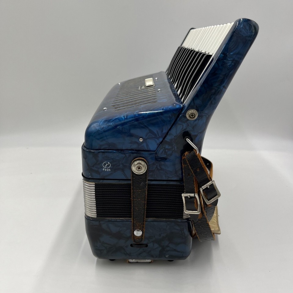 YAMAHA Accordion T-32B Tenor Blue 32 Keys Operation confirmed Used ...