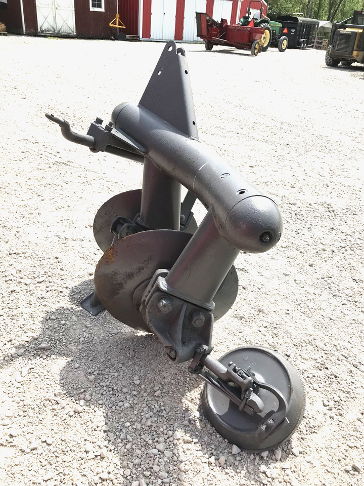 Used FERGUSON 2 bottom Disc Plow 3 Pt. FREE 1000 MILE BUSINESS DELIVERY ...