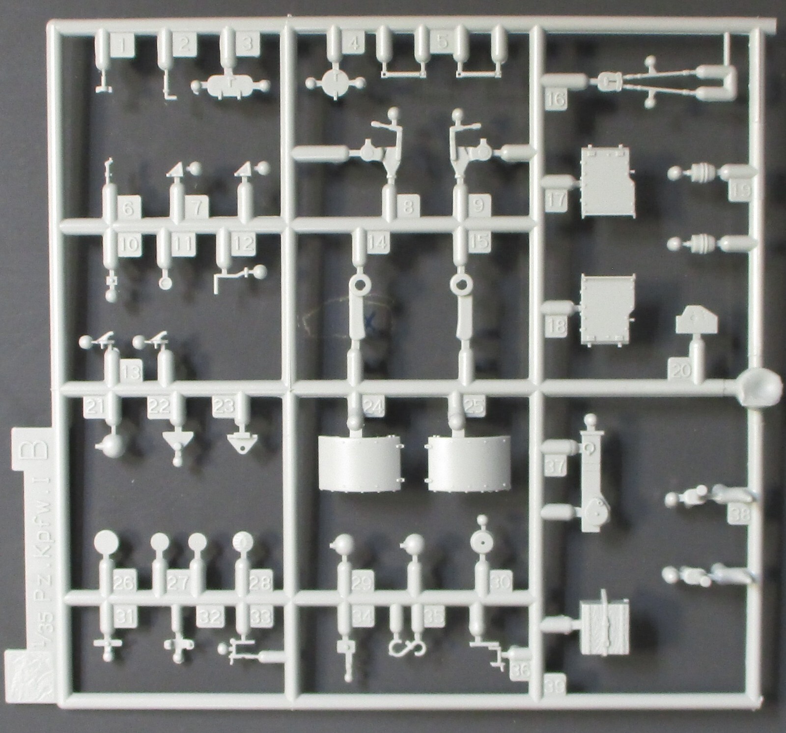 Dragon 1/35th Scale Panzerjager I - Parts Tree B from Kit No. 6230 | eBay