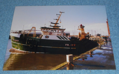 Vintage Scottish Fishing Boat Photo Fraserburgh Trawler Vessel FR377 ...